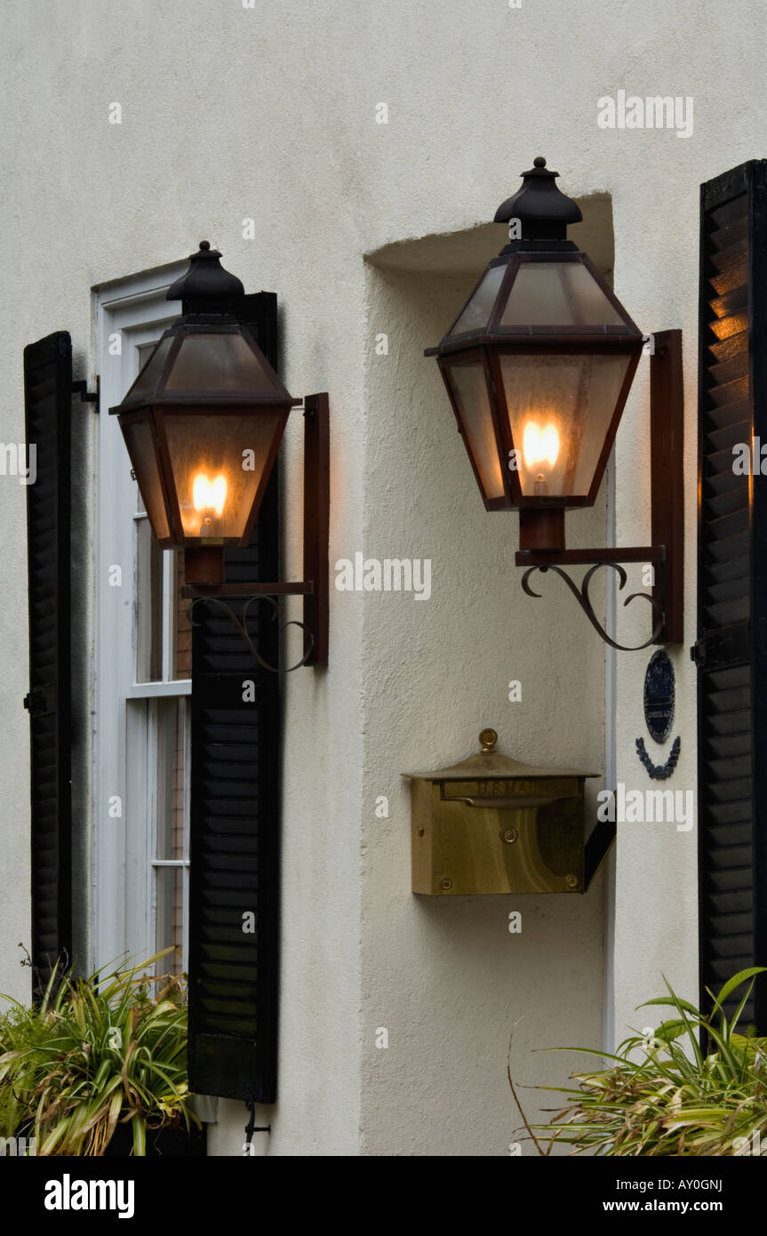 Gaslight sconces hi-res stock photography and images - Alamy