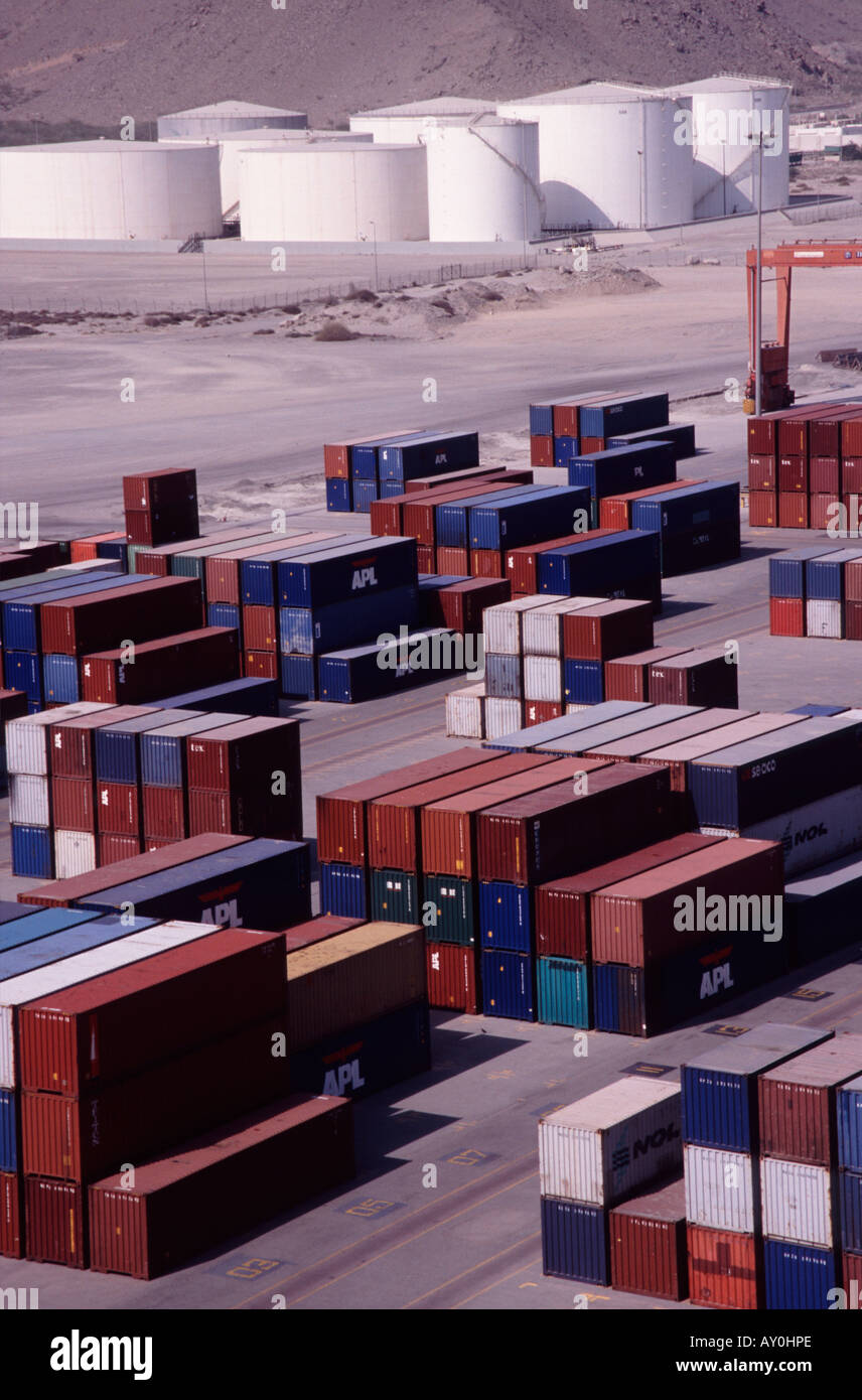 Oil terminal arabic hi-res stock photography and images - Alamy