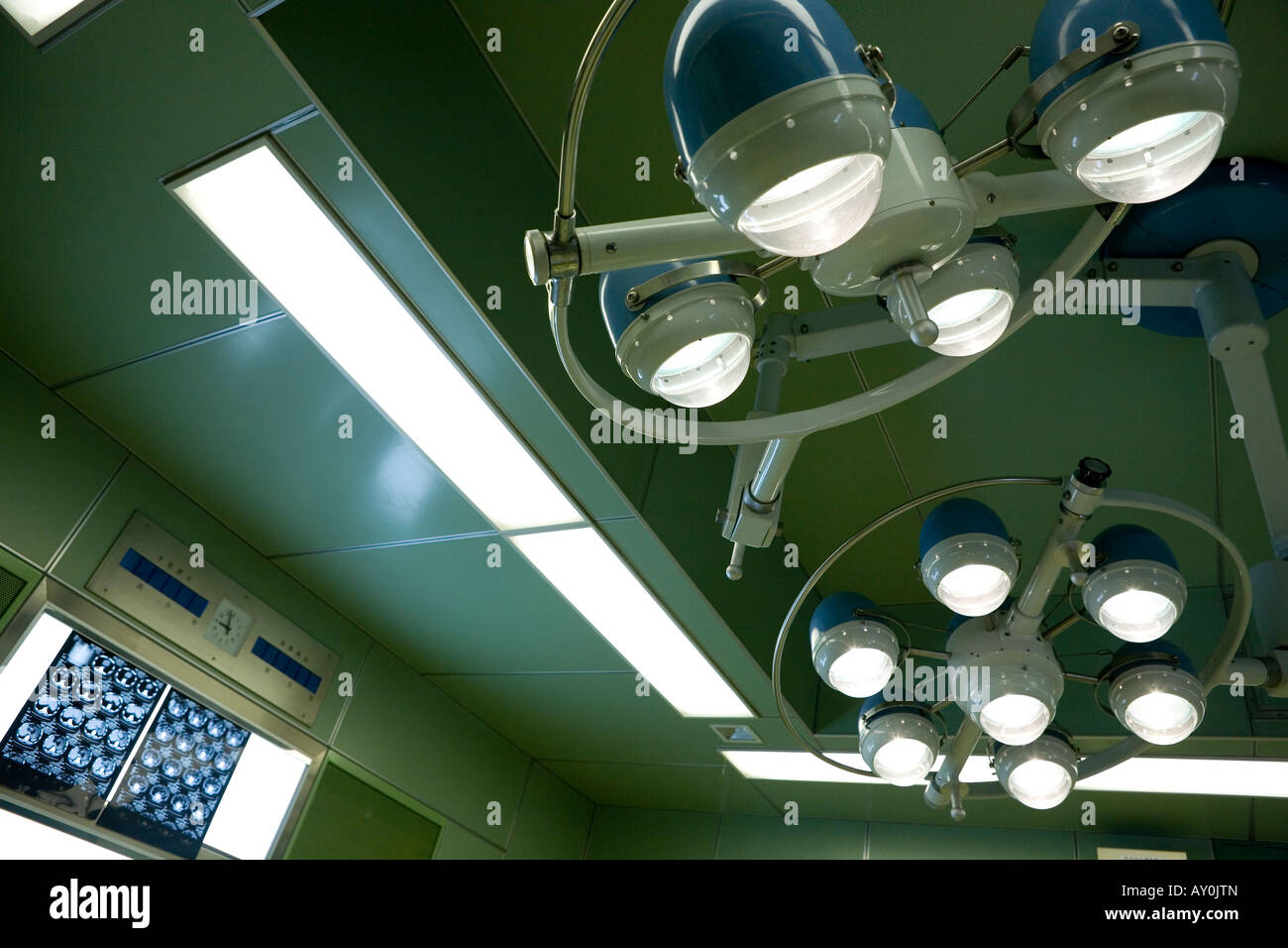 Hospital lighting hi-res stock photography and images - Alamy