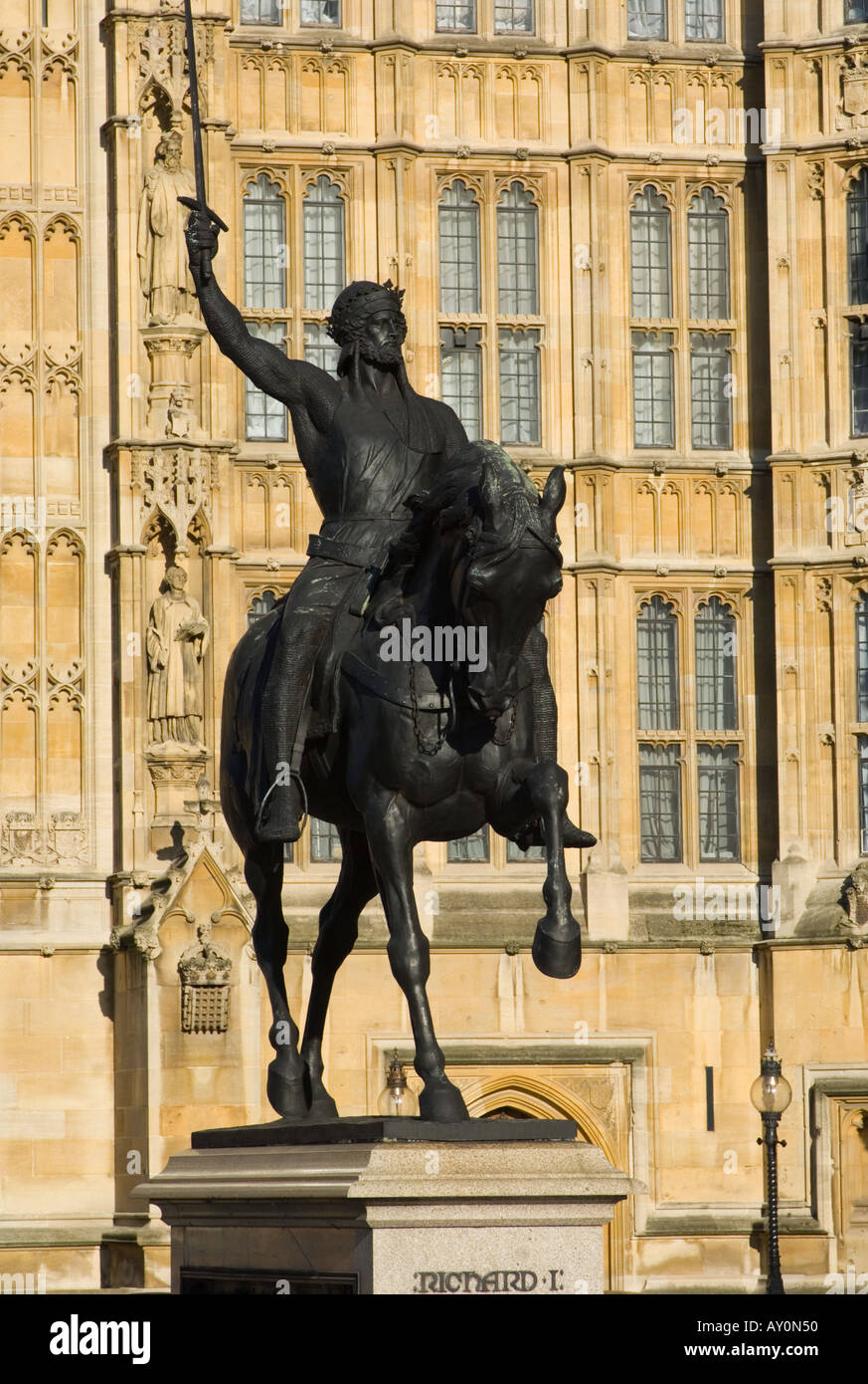 Equestrian statue of Richard I outside the Houses of Parliament ...