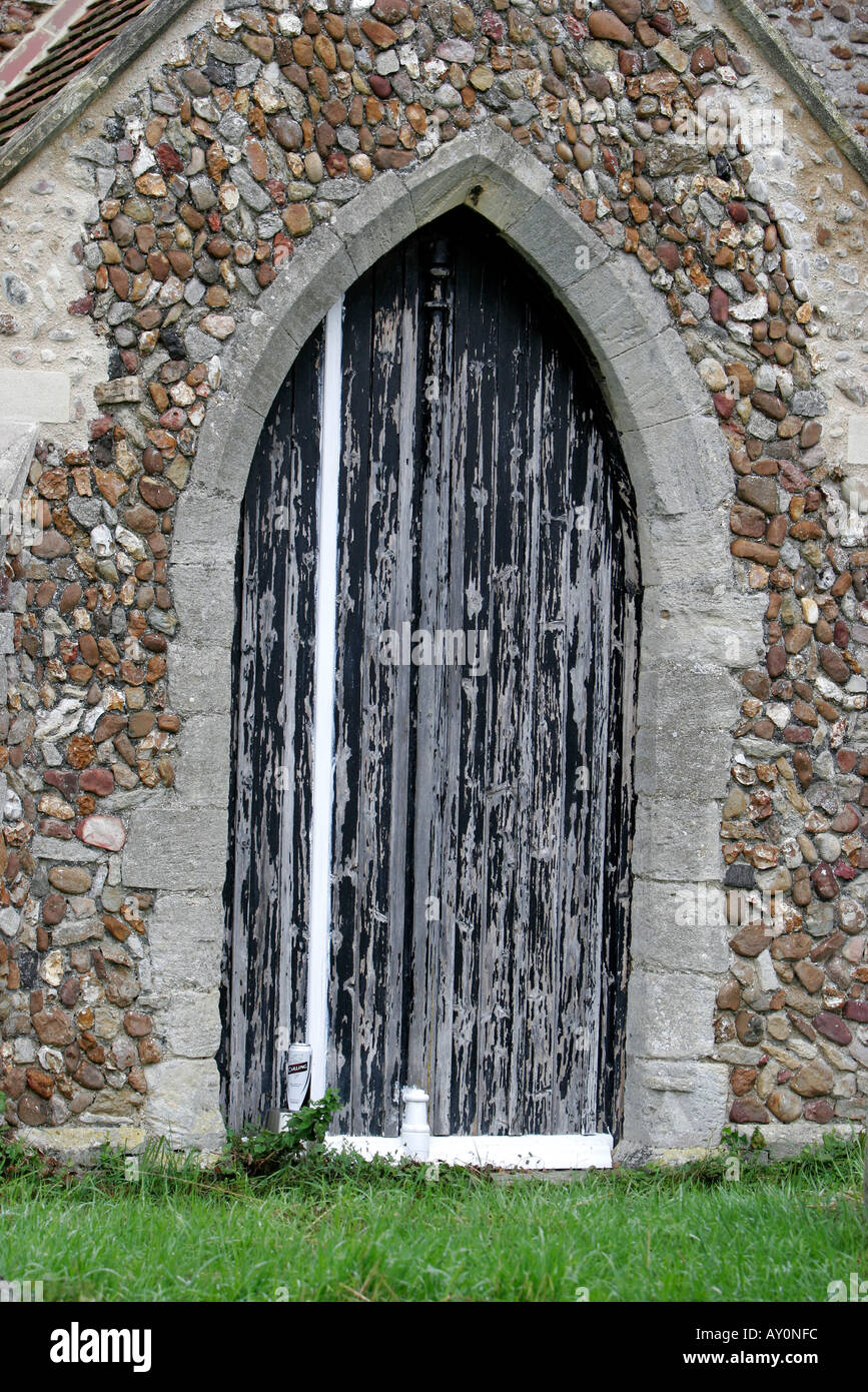 Drayton village church hi-res stock photography and images - Alamy