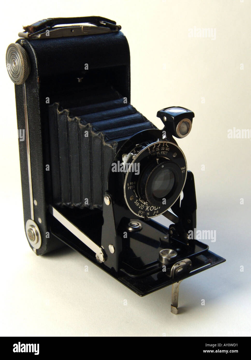 Box brownie camera 2 hi-res stock photography and images - Alamy