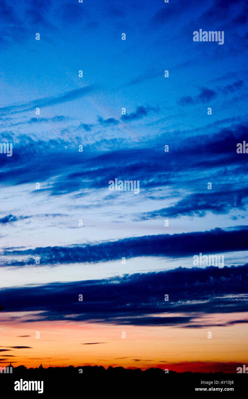 Patterned sunset hi-res stock photography and images - Alamy