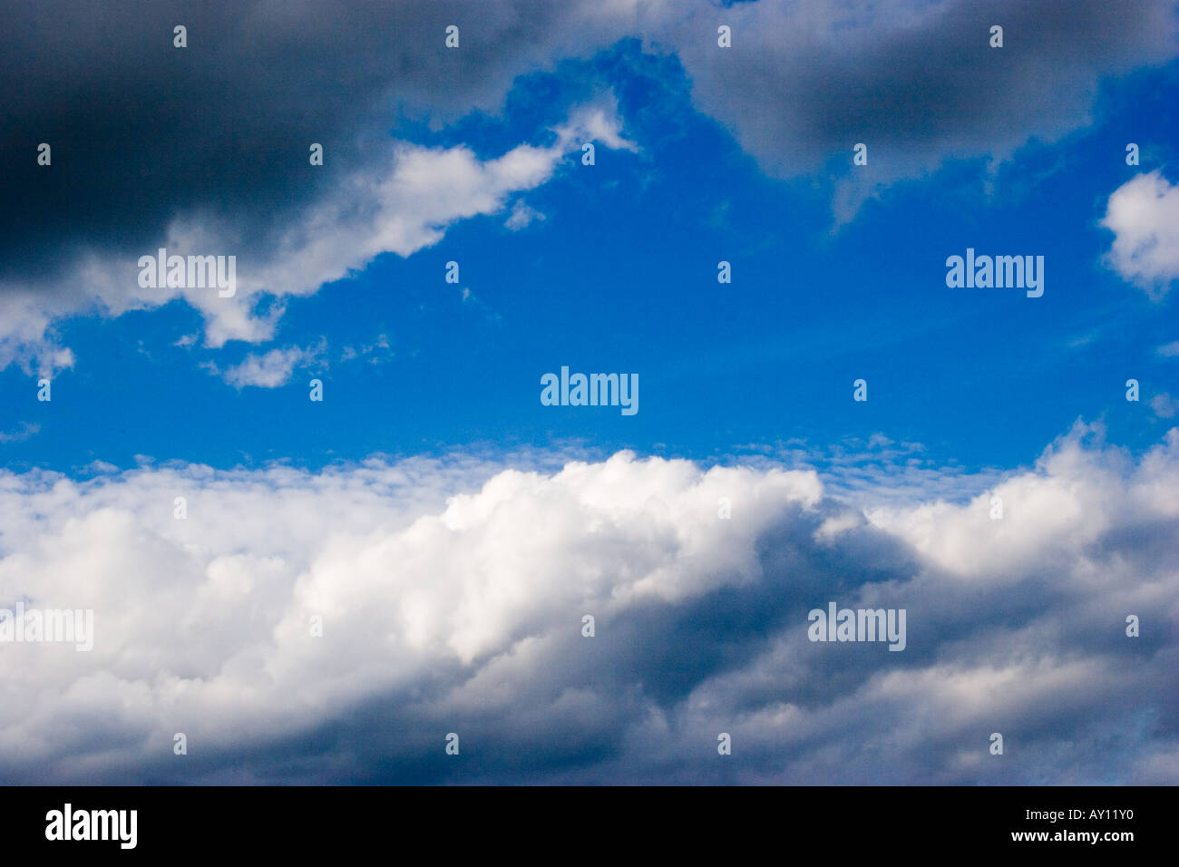 Gap in storm clouds hi-res stock photography and images - Alamy