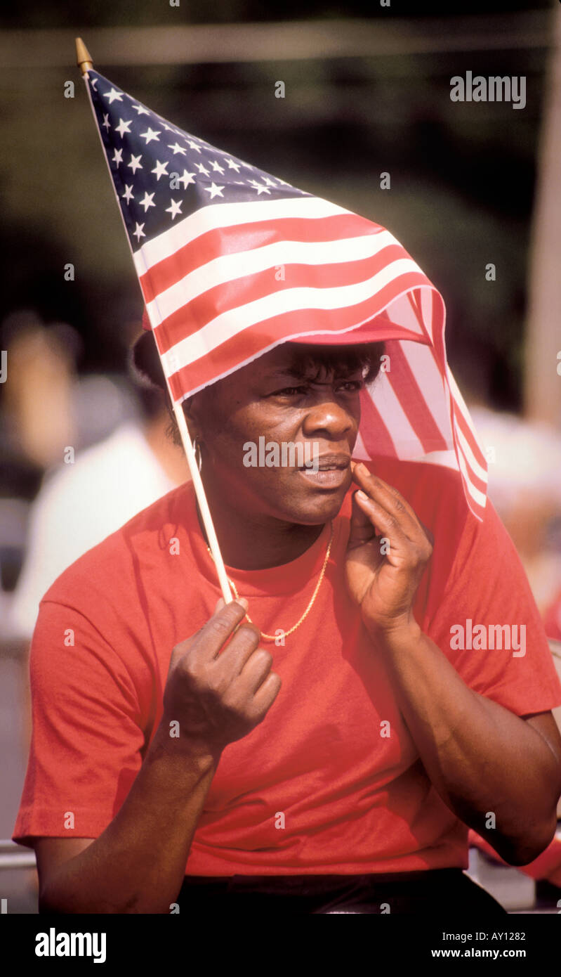 Shading face from sun hi-res stock photography and images - Alamy