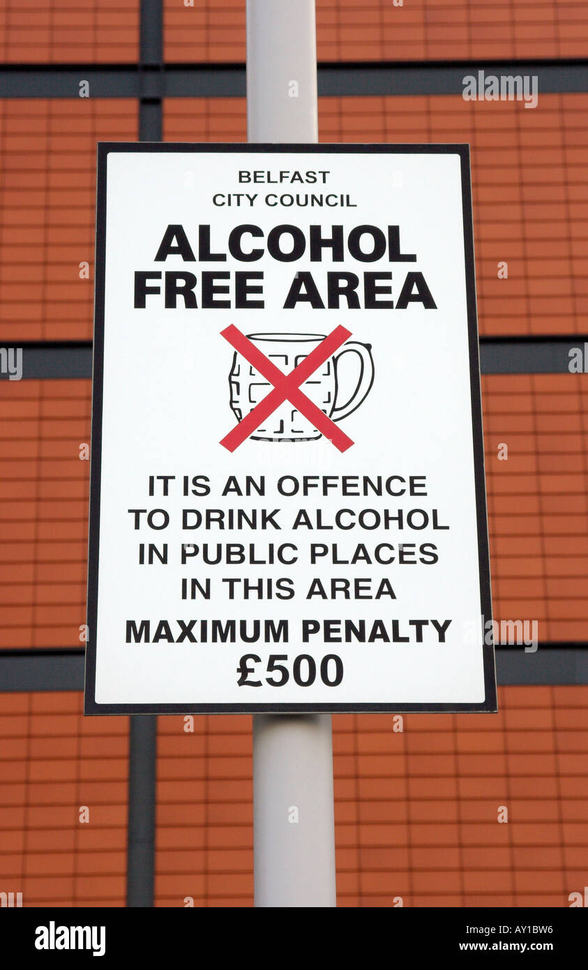 Alcohol warning ireland hi-res stock photography and images - Alamy