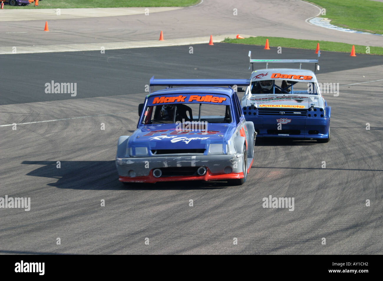 2.0l Hot Rod racing cars Stock Photo - Alamy