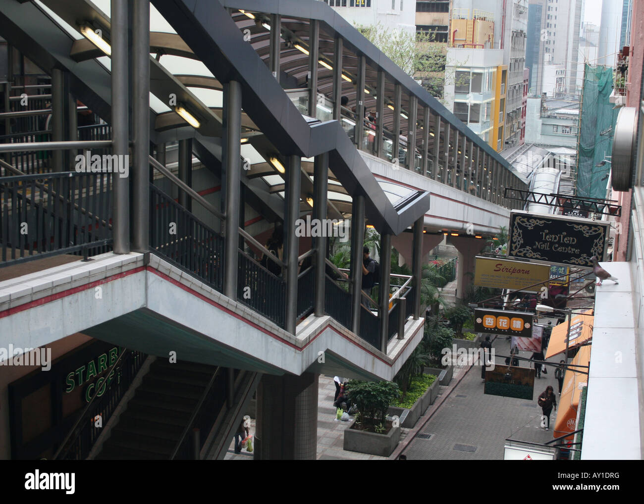 central mid-levels escalator Hong Kong April 2008 Stock Photo - Alamy