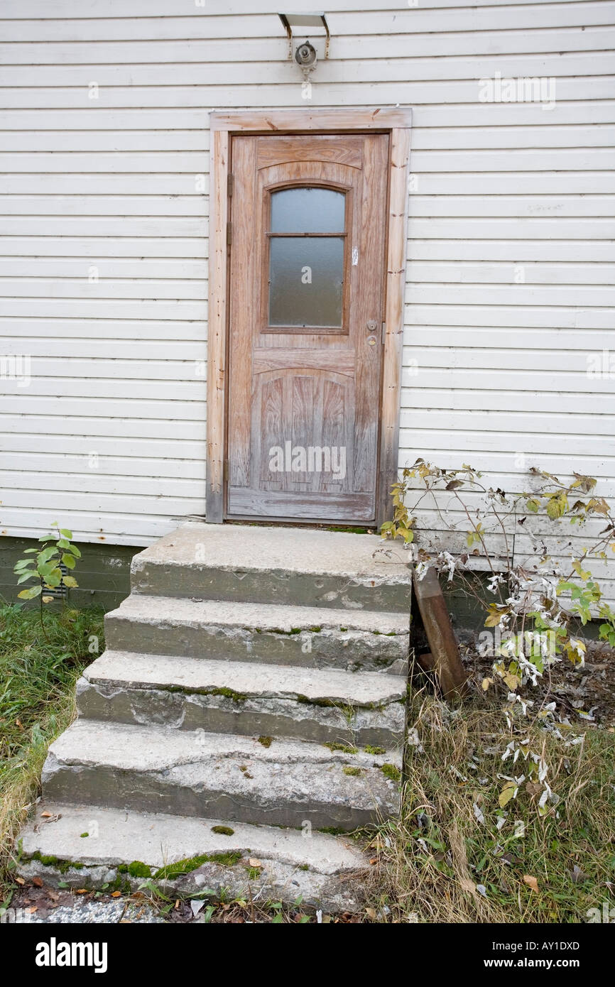 Backdoor exit hi-res stock photography and images - Alamy