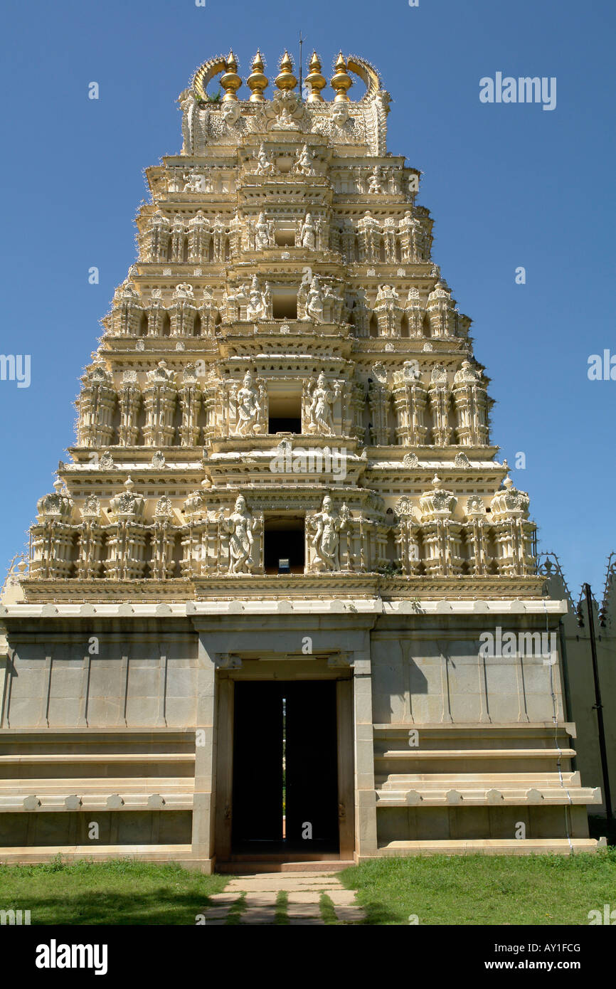 Bhuvaneshwari hi-res stock photography and images - Alamy