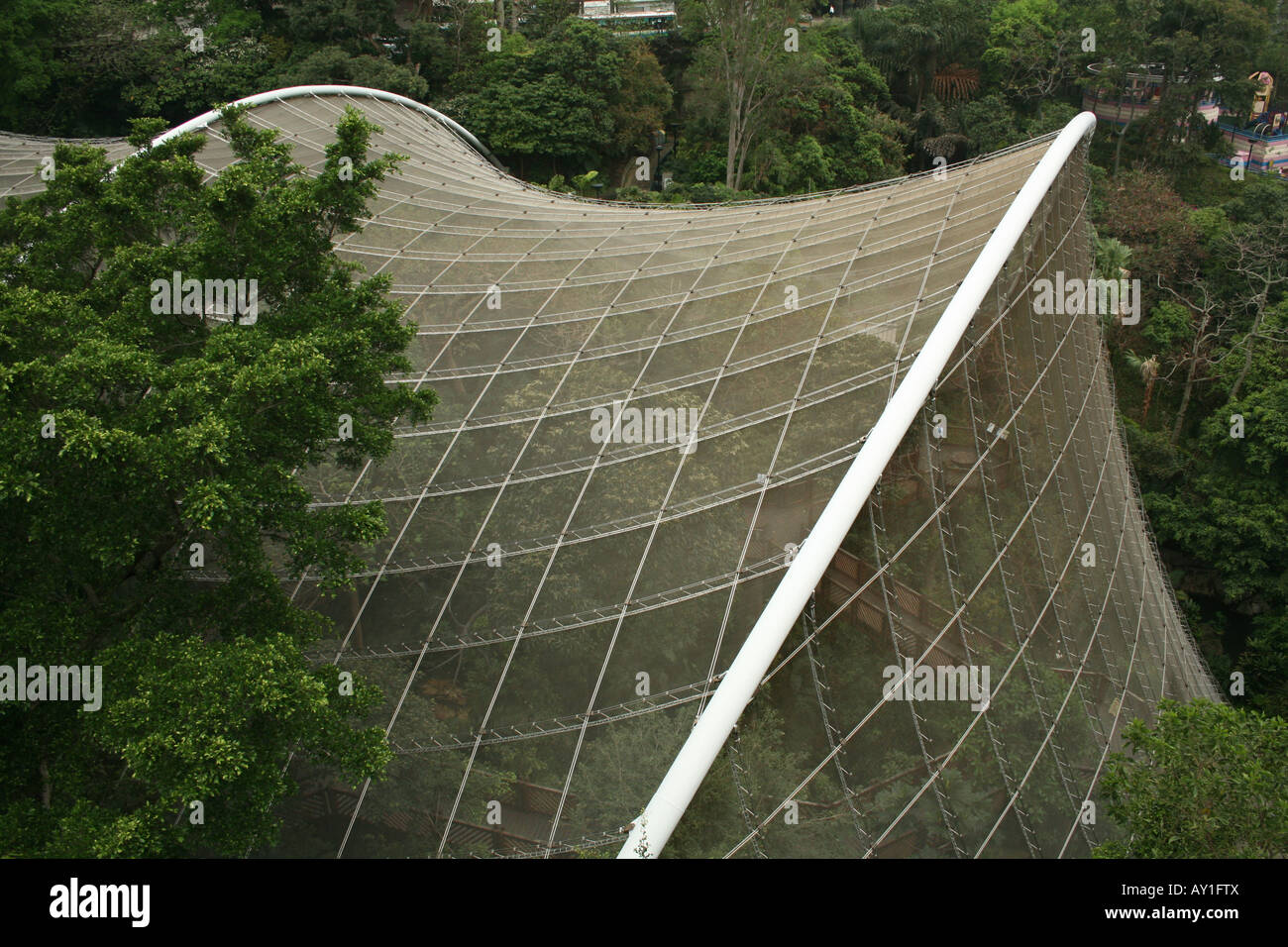 Walk through aviary hi-res stock photography and images - Alamy