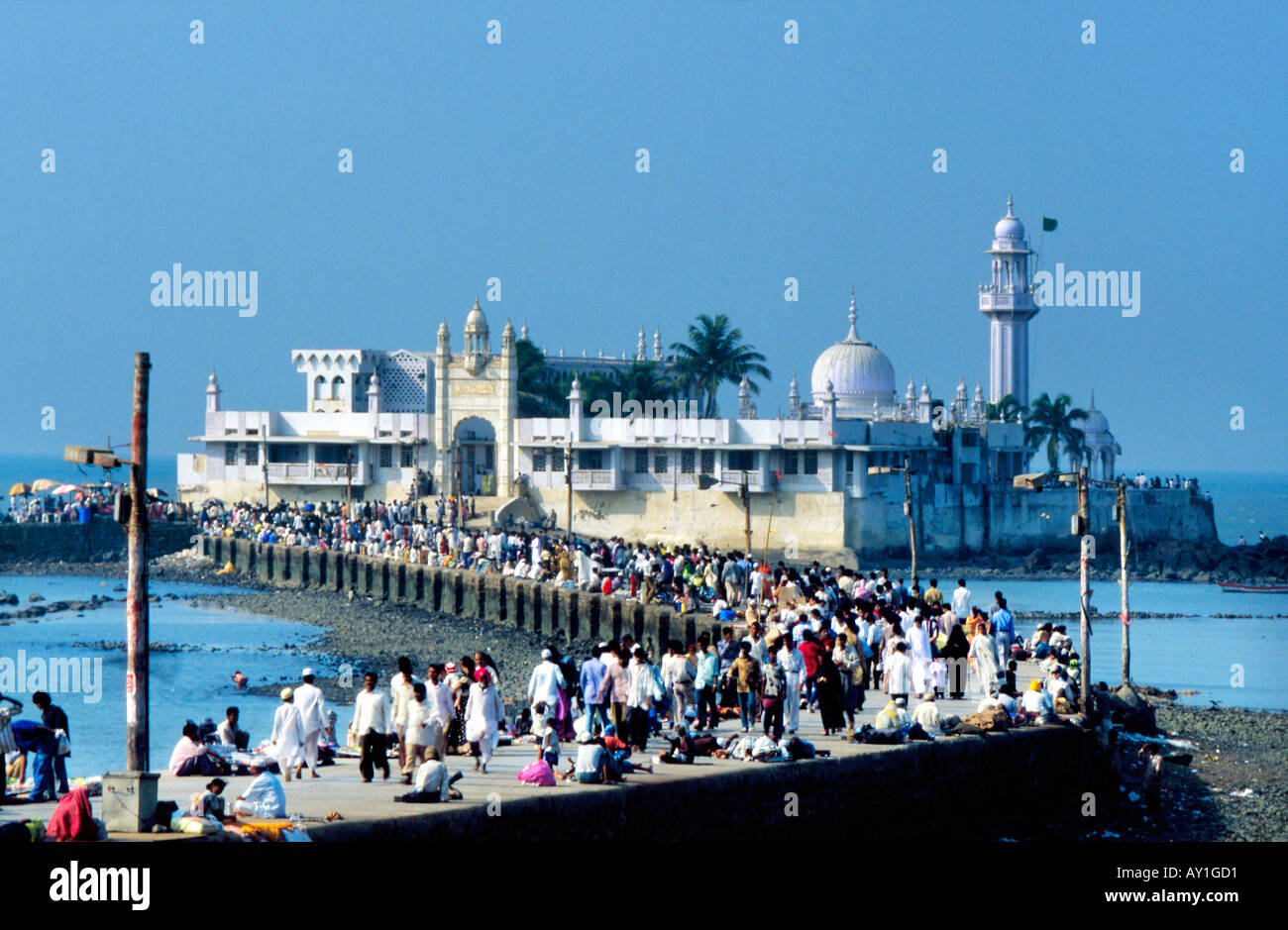 Haji Ali Dargah Mosque Stock Photo - Alamy