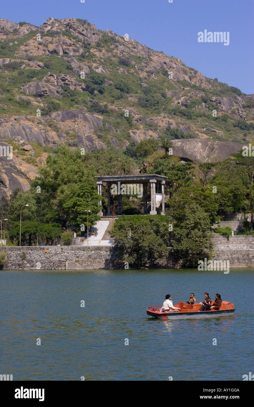 Nakki lake mount abu hi-res stock photography and images - Alamy