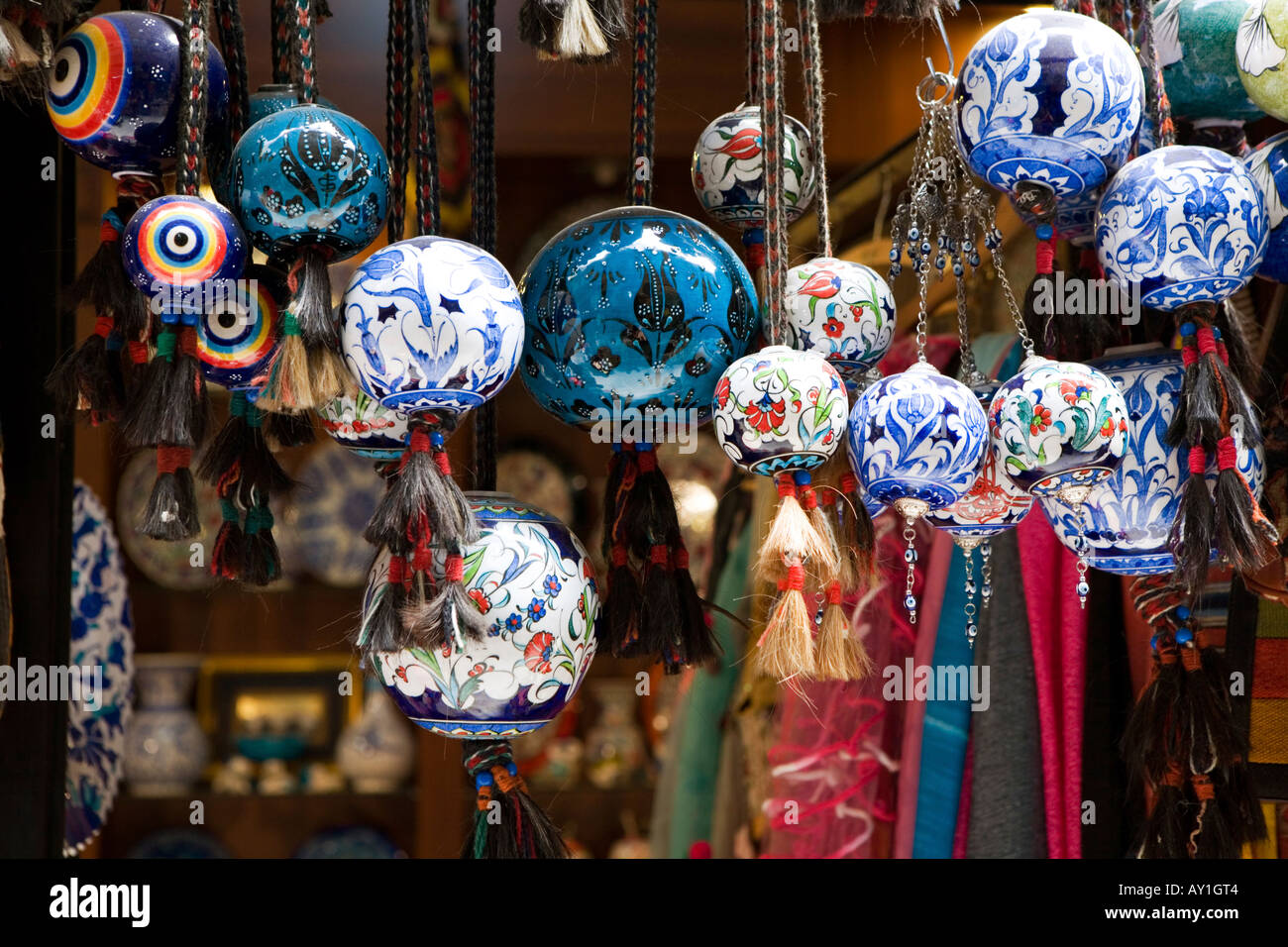 Trinkets other items for sale hi-res stock photography and images - Alamy