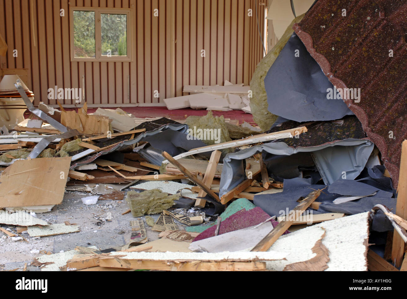 Devastation of a wrecked home after a freak tornado storm in Florida ...