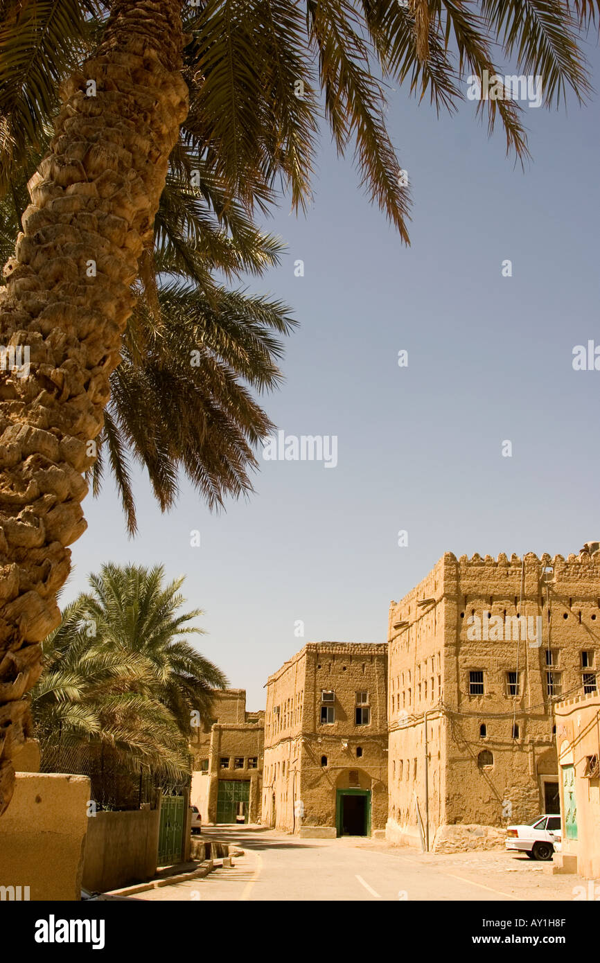 Mud brick houses oman hi-res stock photography and images - Alamy