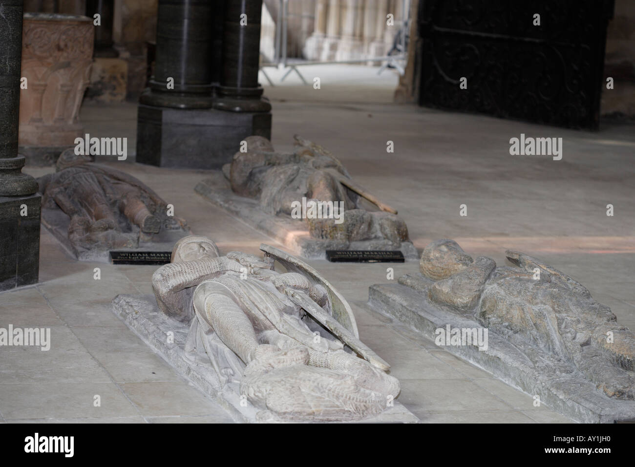 Knights templar cross hi-res stock photography and images - Alamy