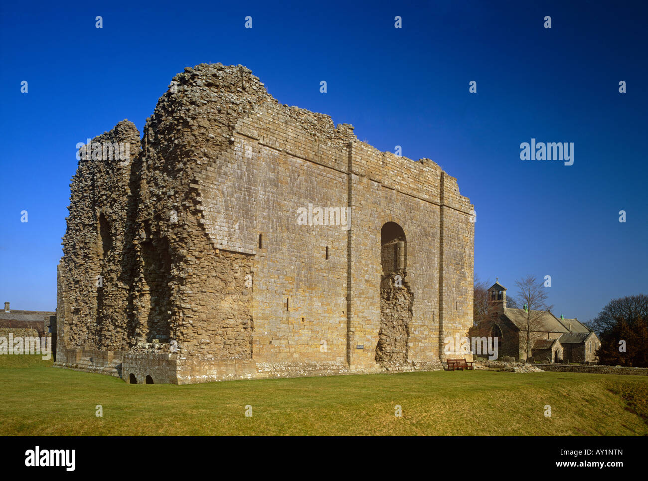 Bowes castle hi-res stock photography and images - Alamy