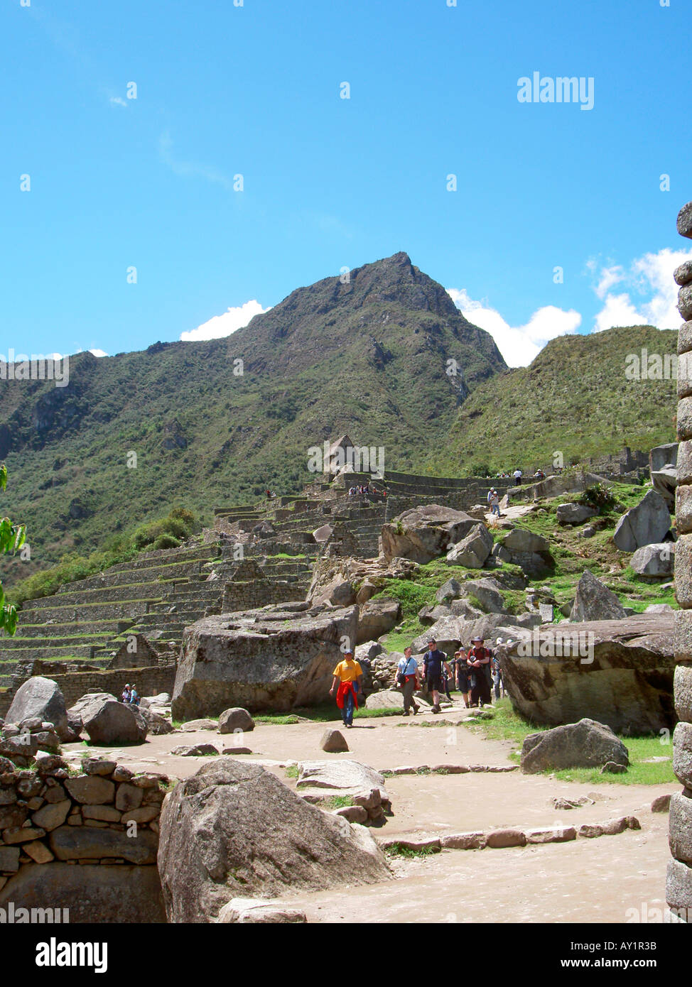 The historical city of Machu Picchu high up in the Peruvian Andes ...