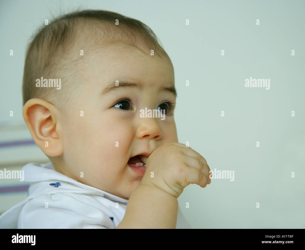 Infant crying away hi-res stock photography and images - Alamy