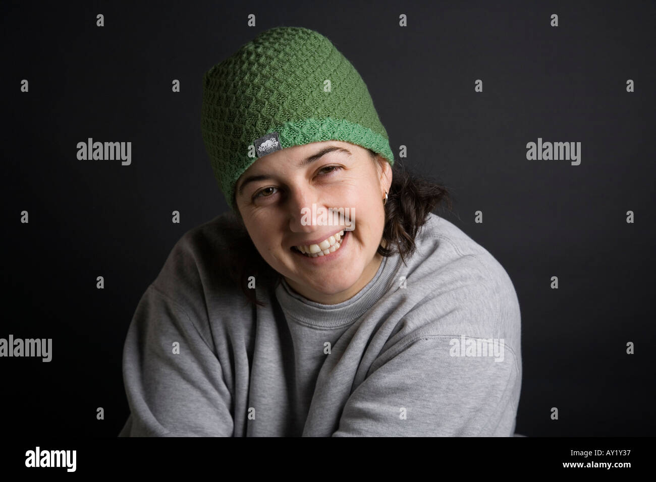 Woman wearing stocking cap hi-res stock photography and images - Alamy