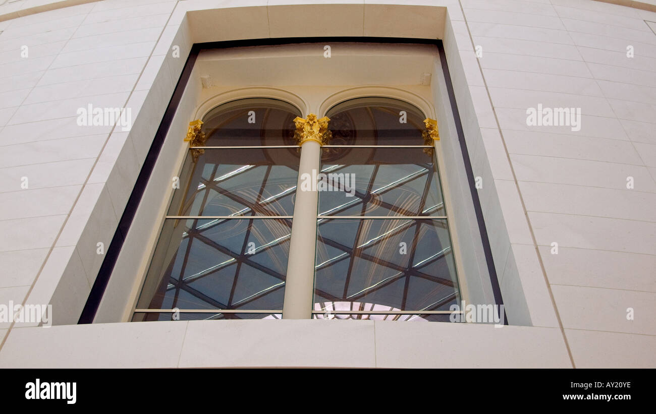 British library glass roof london hi-res stock photography and images ...