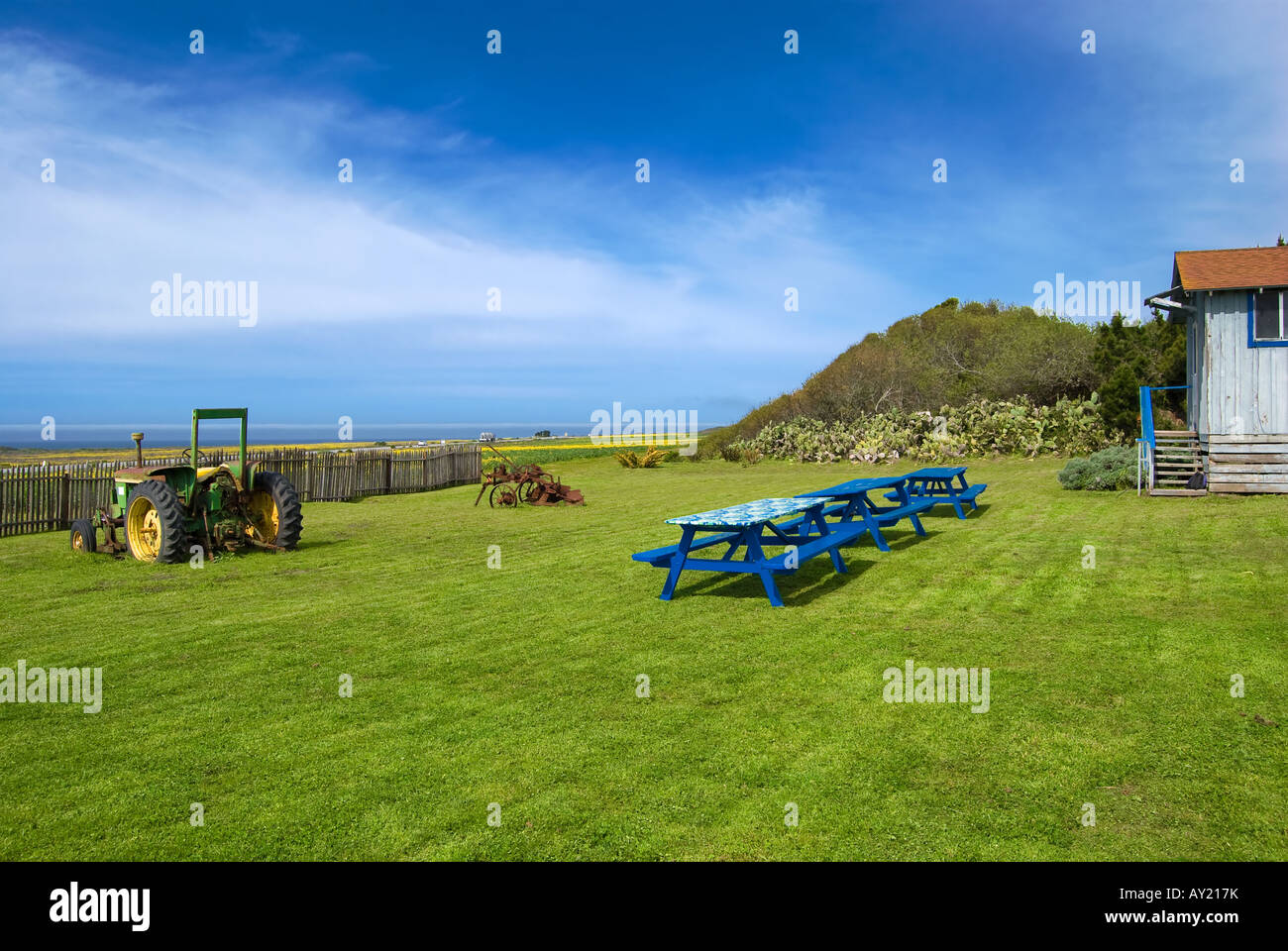 Rural benches hi-res stock photography and images - Alamy