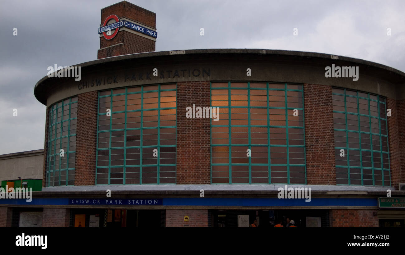 Chiswick Park tube station, London, England, UK Stock Photo - Alamy