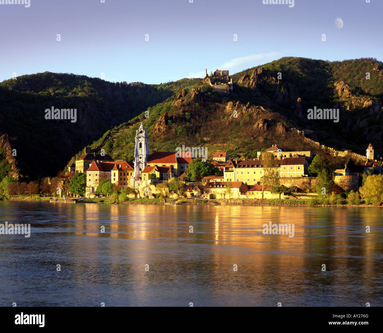 AT - LOWER AUSTRIA: Dürnstein and River Danube Stock Photo - Alamy