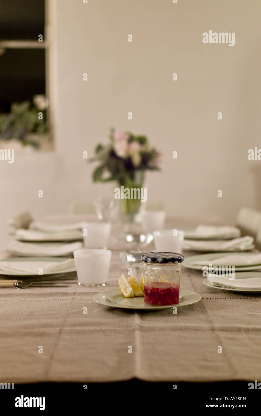 A set dinner table Stock Photo - Alamy