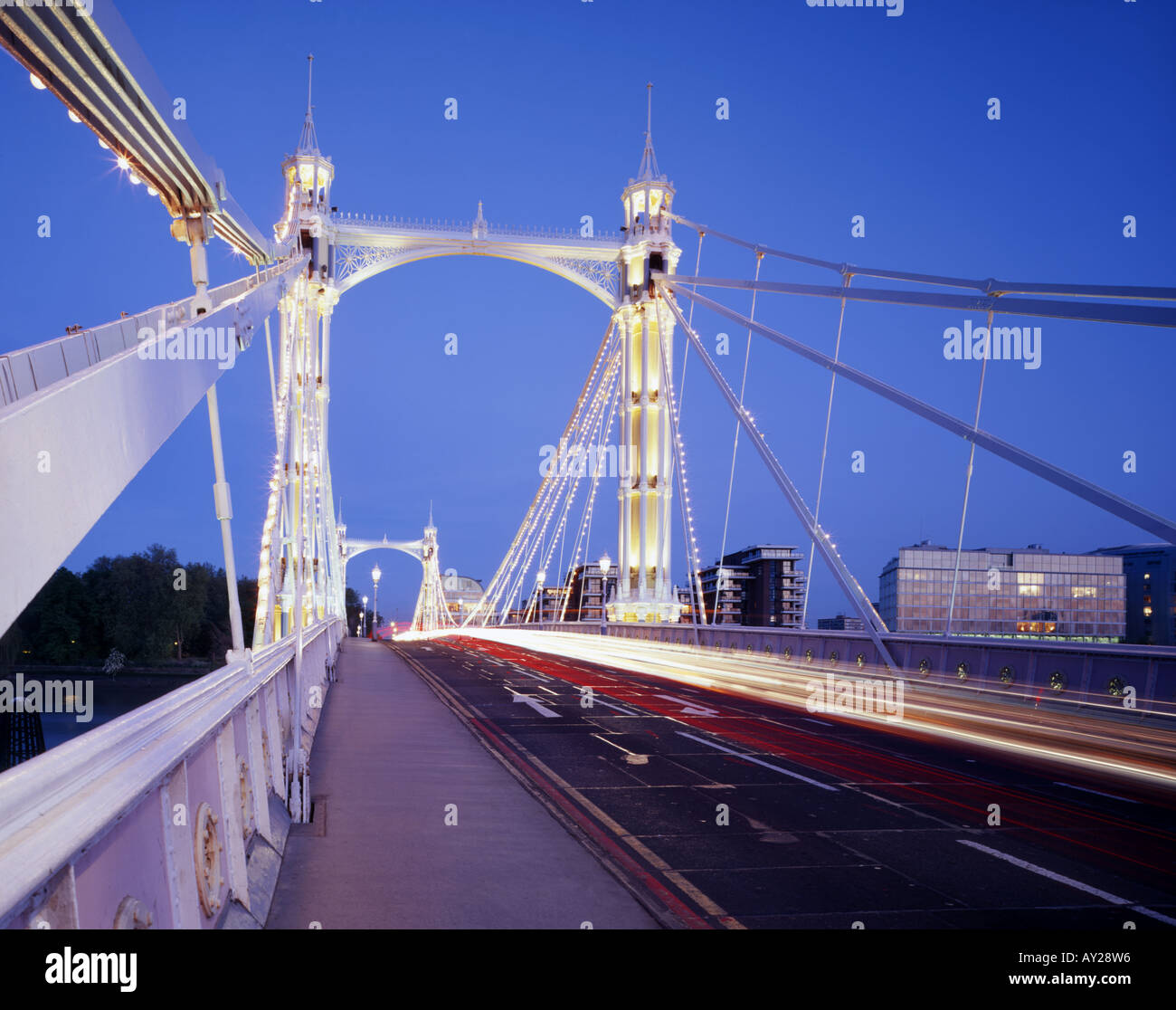 Chelsea bridge at night Stock Photo - Alamy