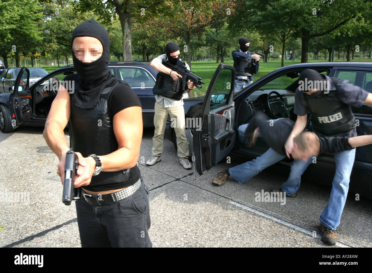 DEU Germany Police special squad SWAT Teams exercise Stock Photo - Alamy