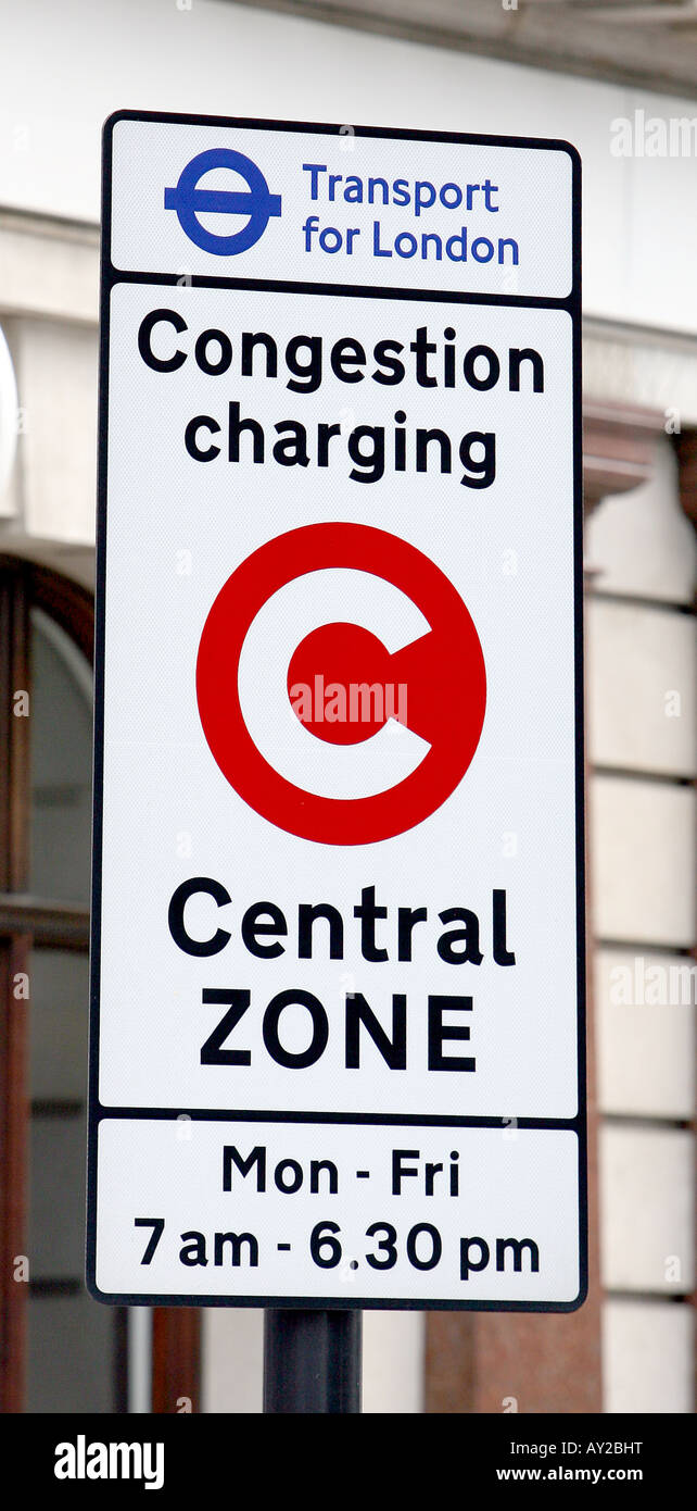 Congestion charge signs hi-res stock photography and images - Alamy
