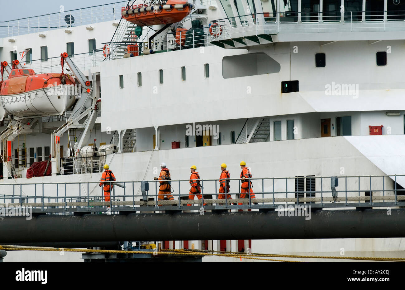 Ferry workers hi-res stock photography and images - Alamy