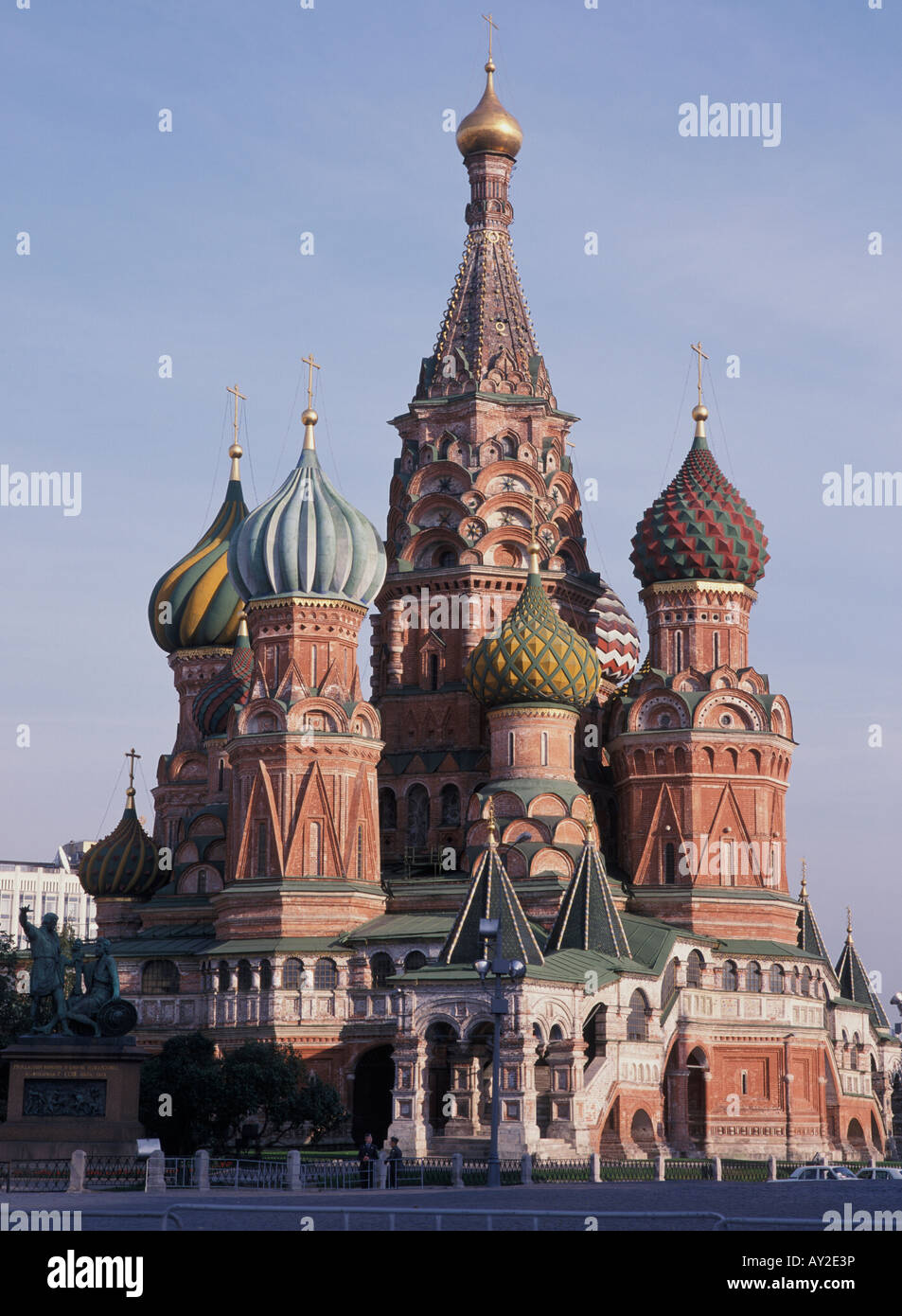 Church St. Basils Cathedral in Red Square Stock Photo - Alamy