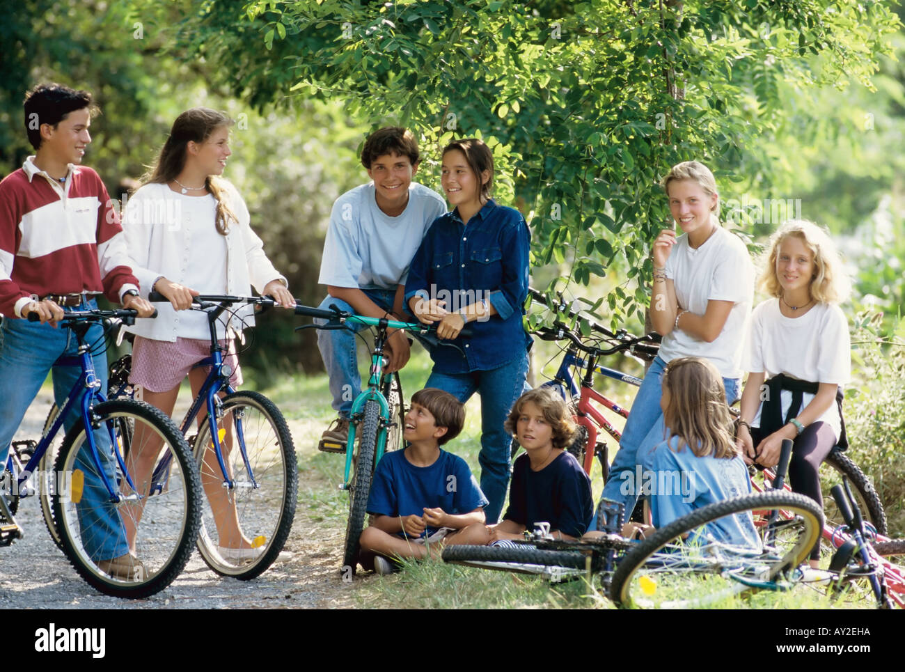 MR GROUP OF CHILDREN AND TEENAGERS WITH BIKES Stock Photo - Alamy