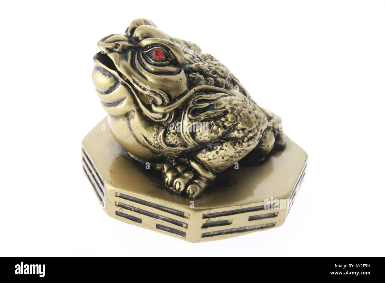 Feng shui money frog hi-res stock photography and images - Alamy