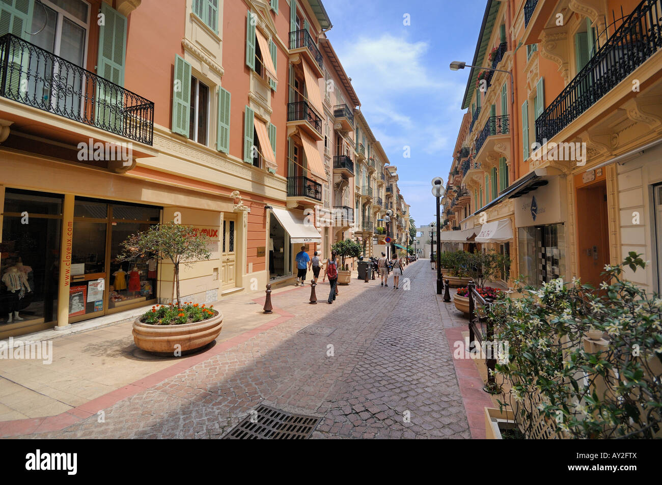 Street Store Shopping Monaco Monte Carlo Stock Photo - Alamy