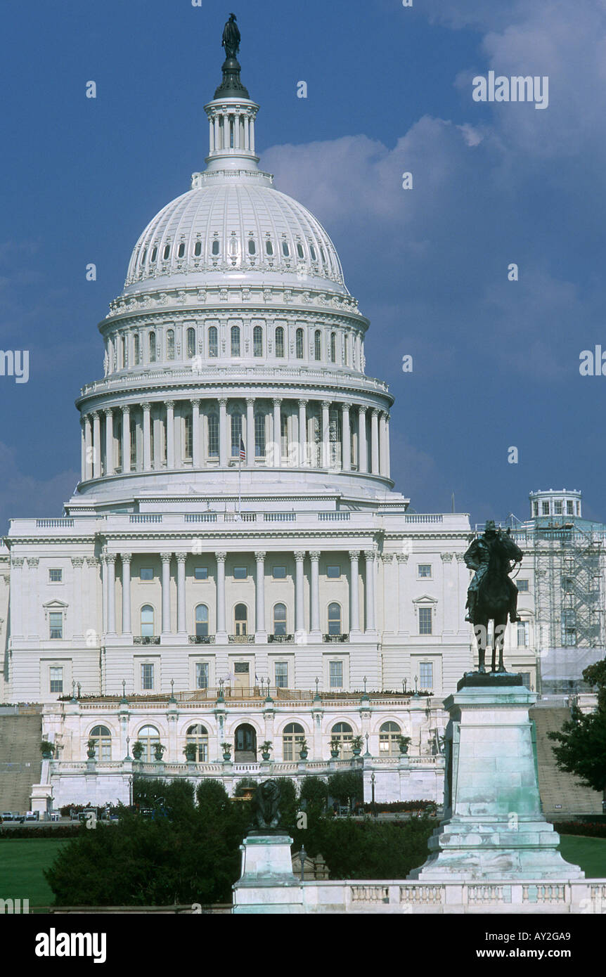 American lawmaker hi-res stock photography and images - Alamy