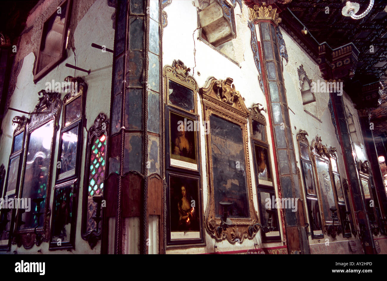 Hall of mirrors in the Aina Mahal, old palace, in Bhuj, Gujarat, India ...