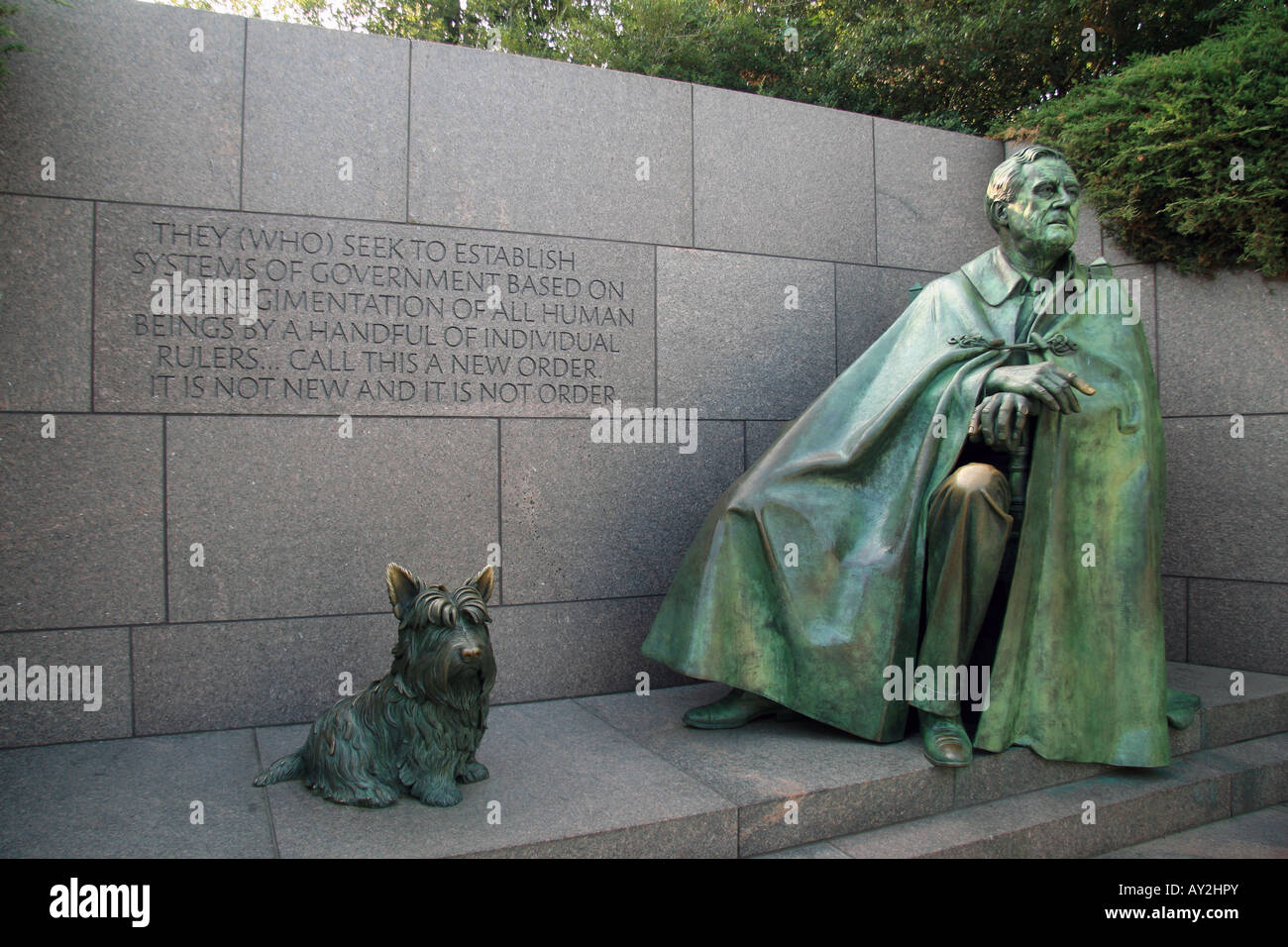 A sculpture of the 32nd president, Franklin D Roosevelt, alongside his ...