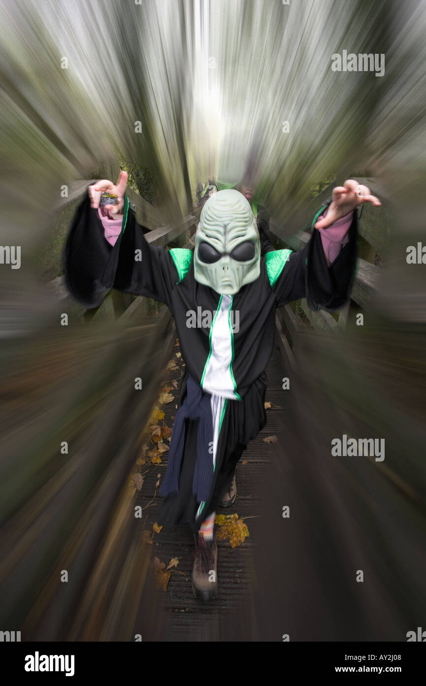 Alien guest hi-res stock photography and images - Alamy