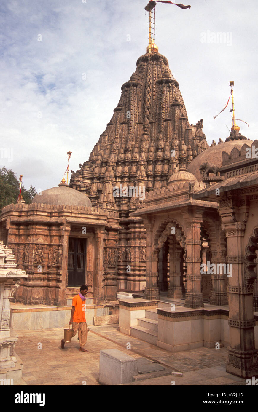 Shatrunjaya hill hi-res stock photography and images - Alamy