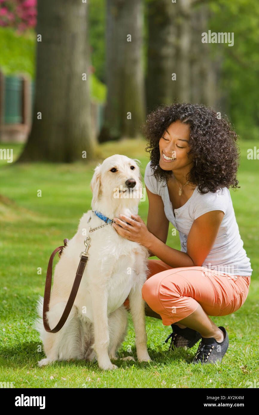 Women with dog hi-res stock photography and images - Alamy