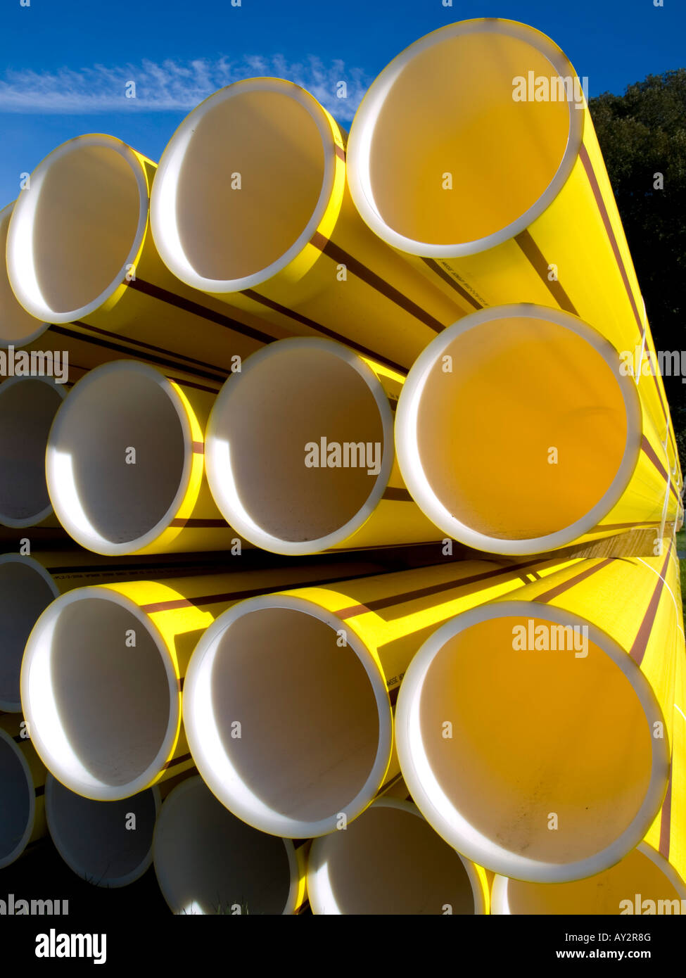 Yellow piping hi-res stock photography and images - Alamy