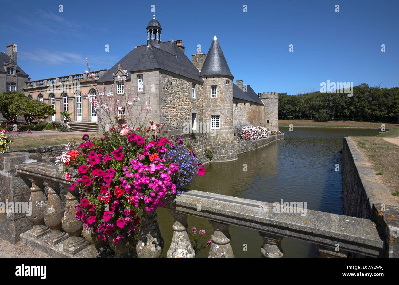 Chateau de Flamanville, Flamanville, Cotentin, France Stock Photo - Alamy