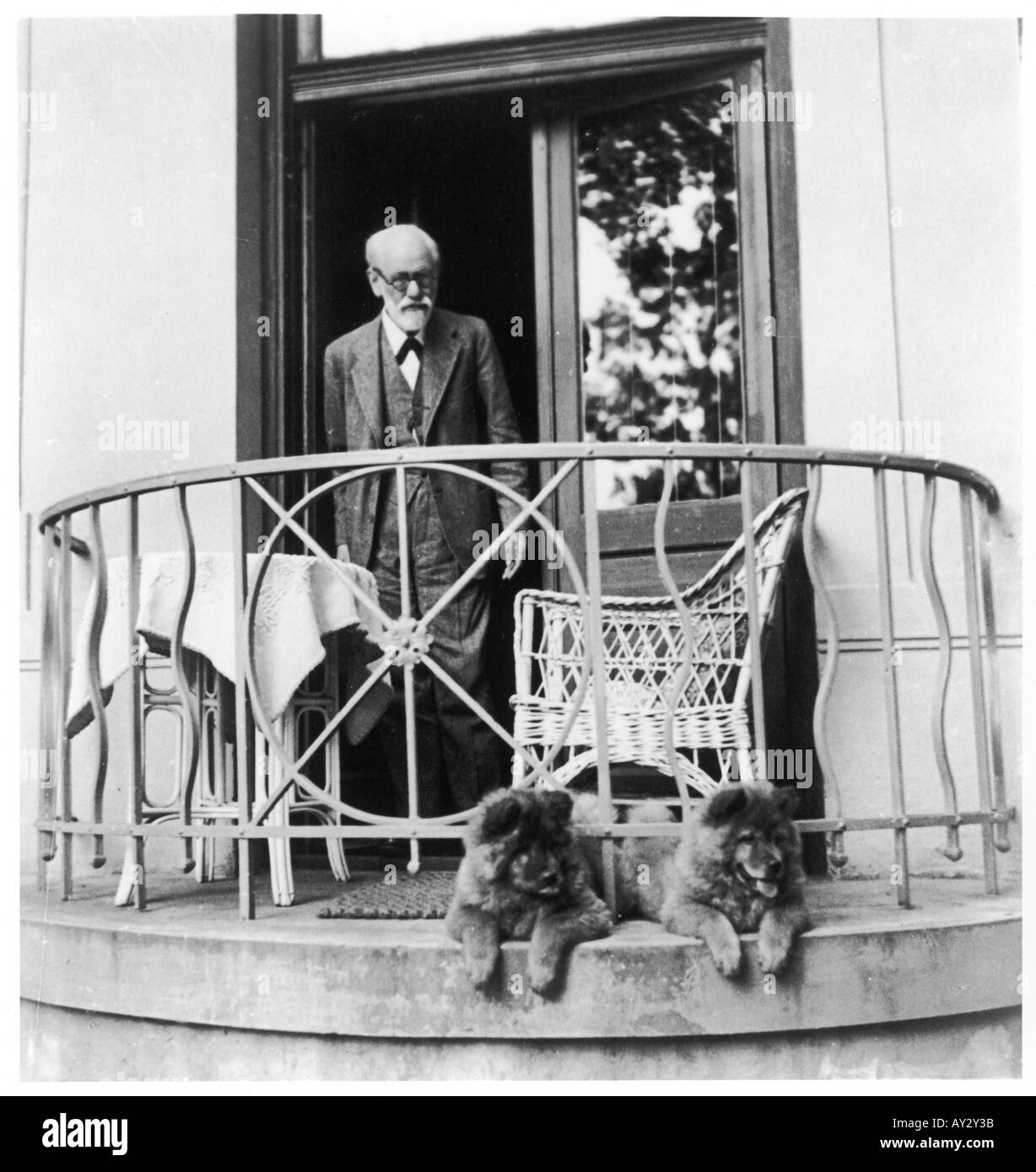 Sigmund freud hi-res stock photography and images - Alamy