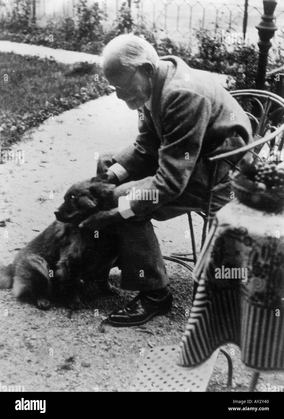 Sigmund freud 1856 1939 austrian neurologist founder of psychoanalysis ...