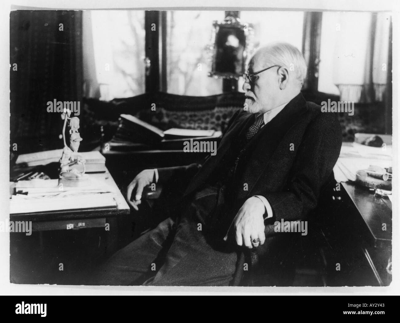 Freud study sigmund hi-res stock photography and images - Alamy
