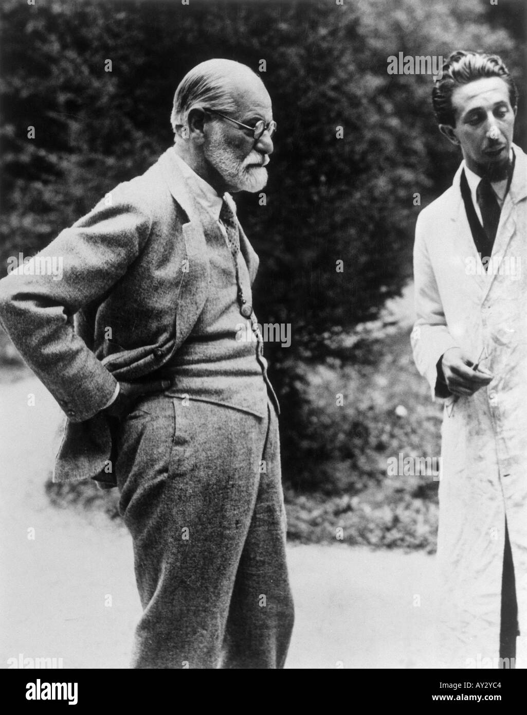 Oscar nemon Black and White Stock Photos & Images - Alamy